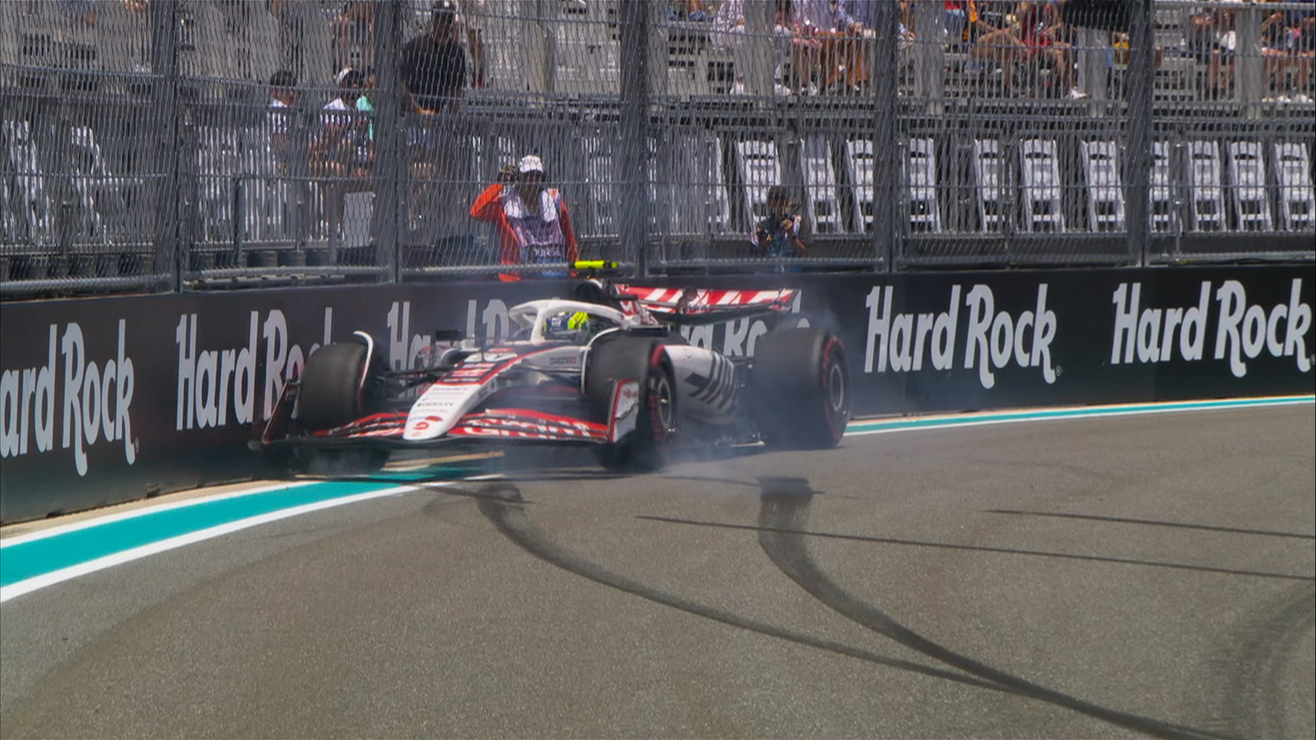 2025 Miami GP FP1: Bearman spin brings out the red flags