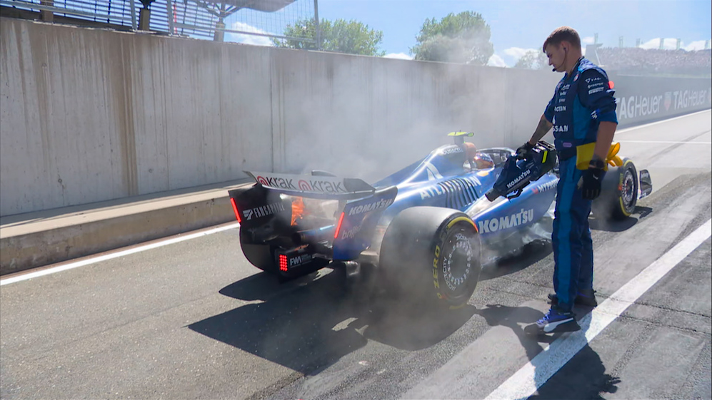 2025 Austrian Grand Prix: Race start aborted after Sainz’s brakes catch ...