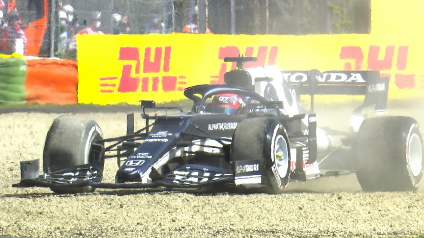 2021 Emilia Romagna GP FP1: Tsunoda hits the gravel at Tamburello