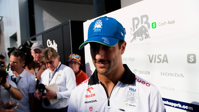 "Daniel Ricciardo 'learnt a few things' in Bahrain that he 'can put to ...