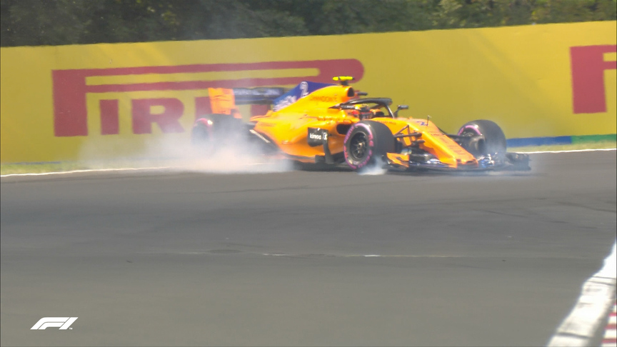 FP2: Vandoorne survives high speed spin