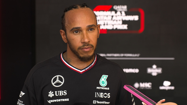 Hamilton set to ‘make changes’ to his Mercedes after P6 in the Sprint