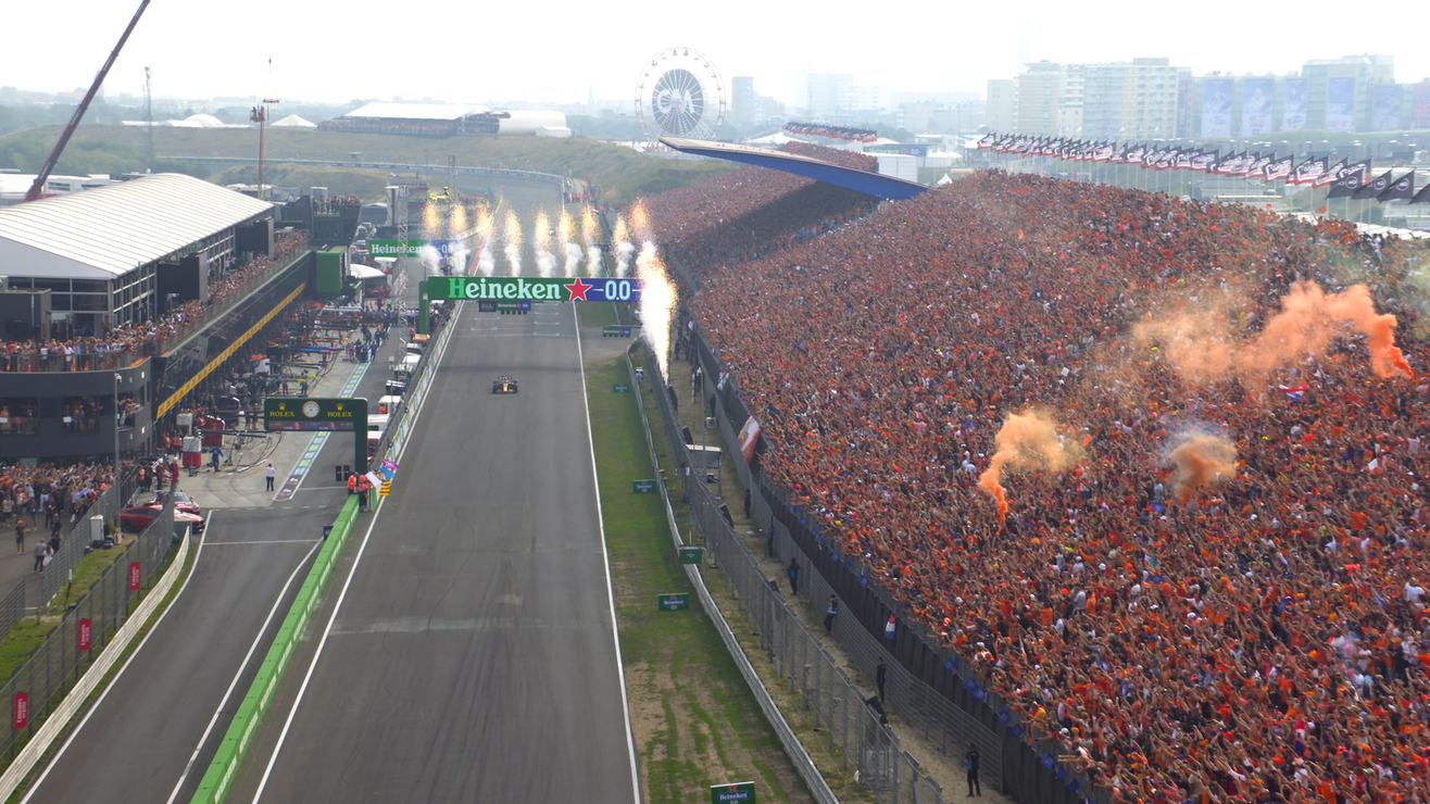 2022 Dutch Grand Prix: Verstappen crosses the line for his second home ...